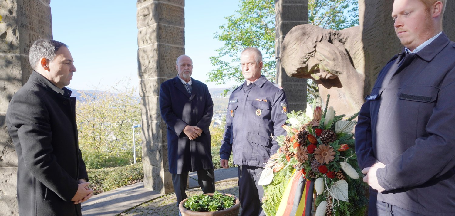 Volkstrauertag: Stadt und VG Konz gedenken Opfer von Krieg und Gewalt | Stadt & Verbandsgemeinde ...